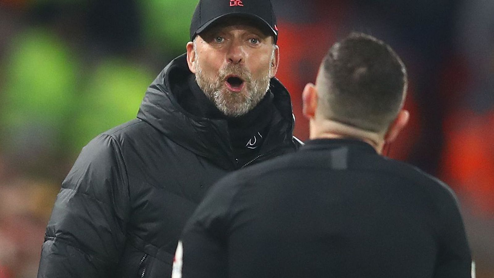 „Algjört grín“ og „vandræðalegt“ fyrir Liverpool - Vísir