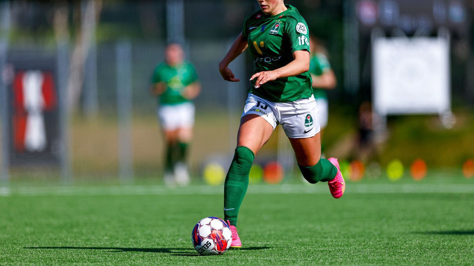 Magnað mark Vig­dísar dugði ekki í lokaleiknum - Vísir