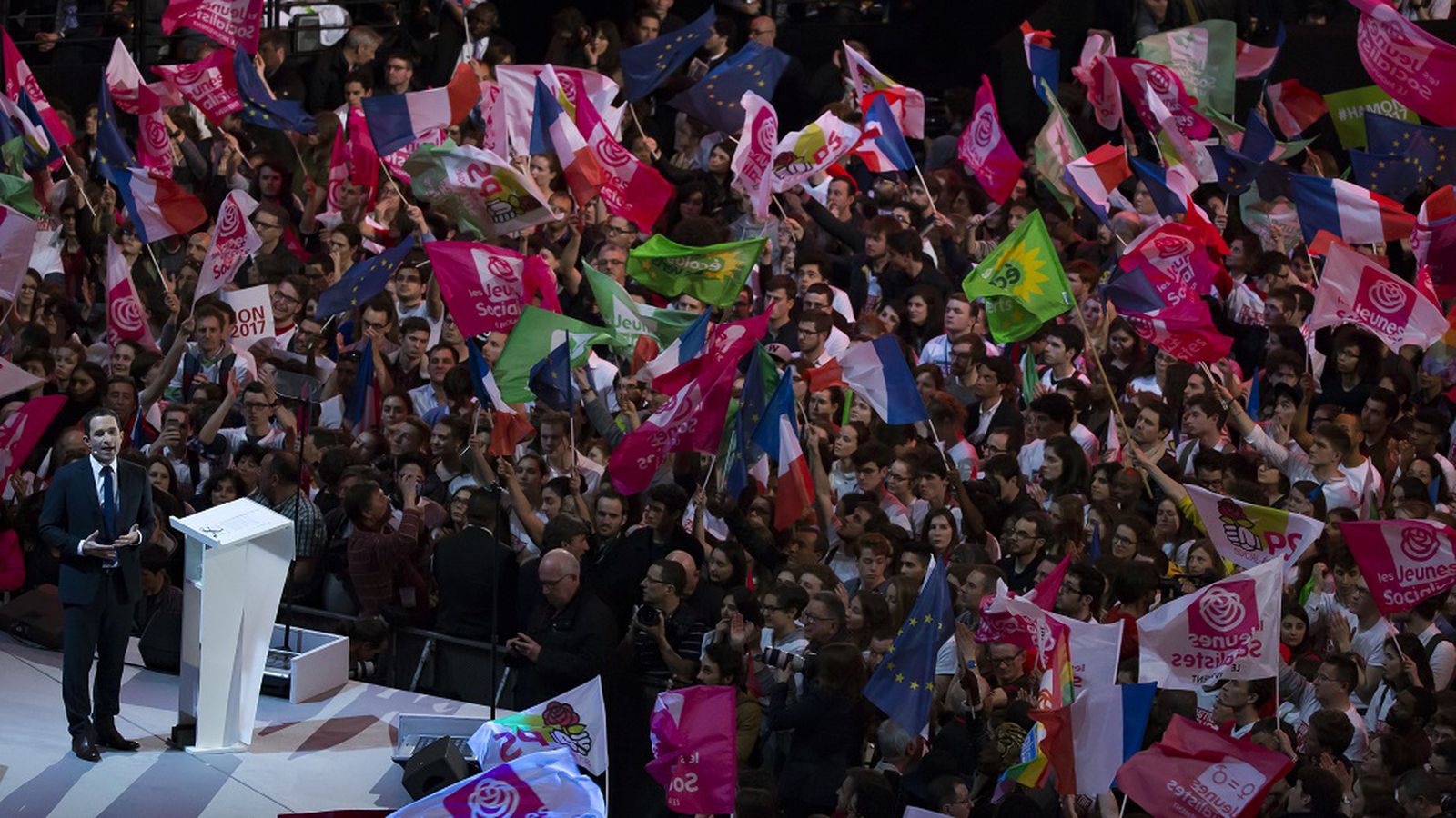 Benoit Hamon reynir að blása lífi í framboð sitt - Vísir