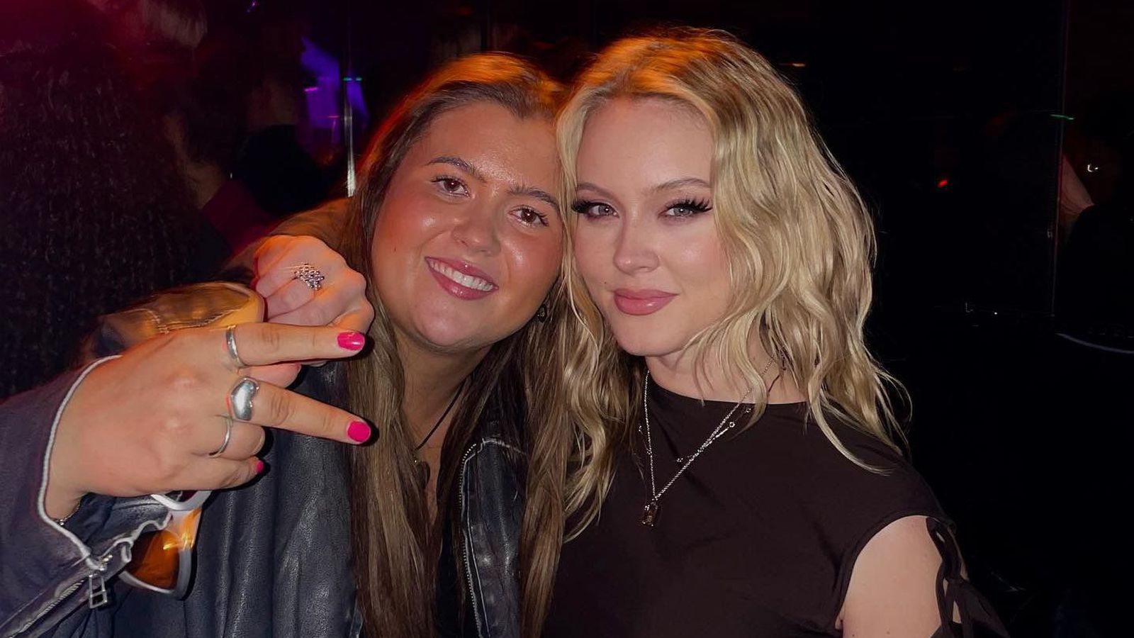Súrrealískt að djamma með Zöru Lars­son - Vísir