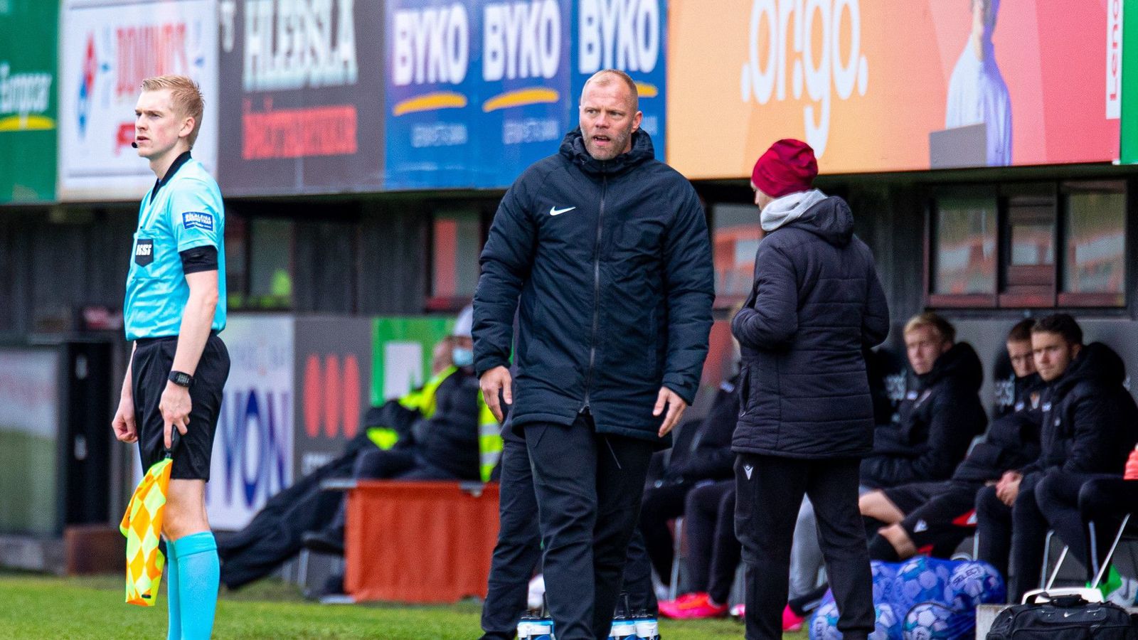 Segja að Eiður hætti með FH - Vísir