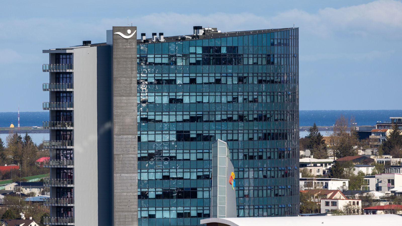 Stærsti er­lendi fjár­festirinn selur í ISB fyrir nærri þrjá milljarða ...