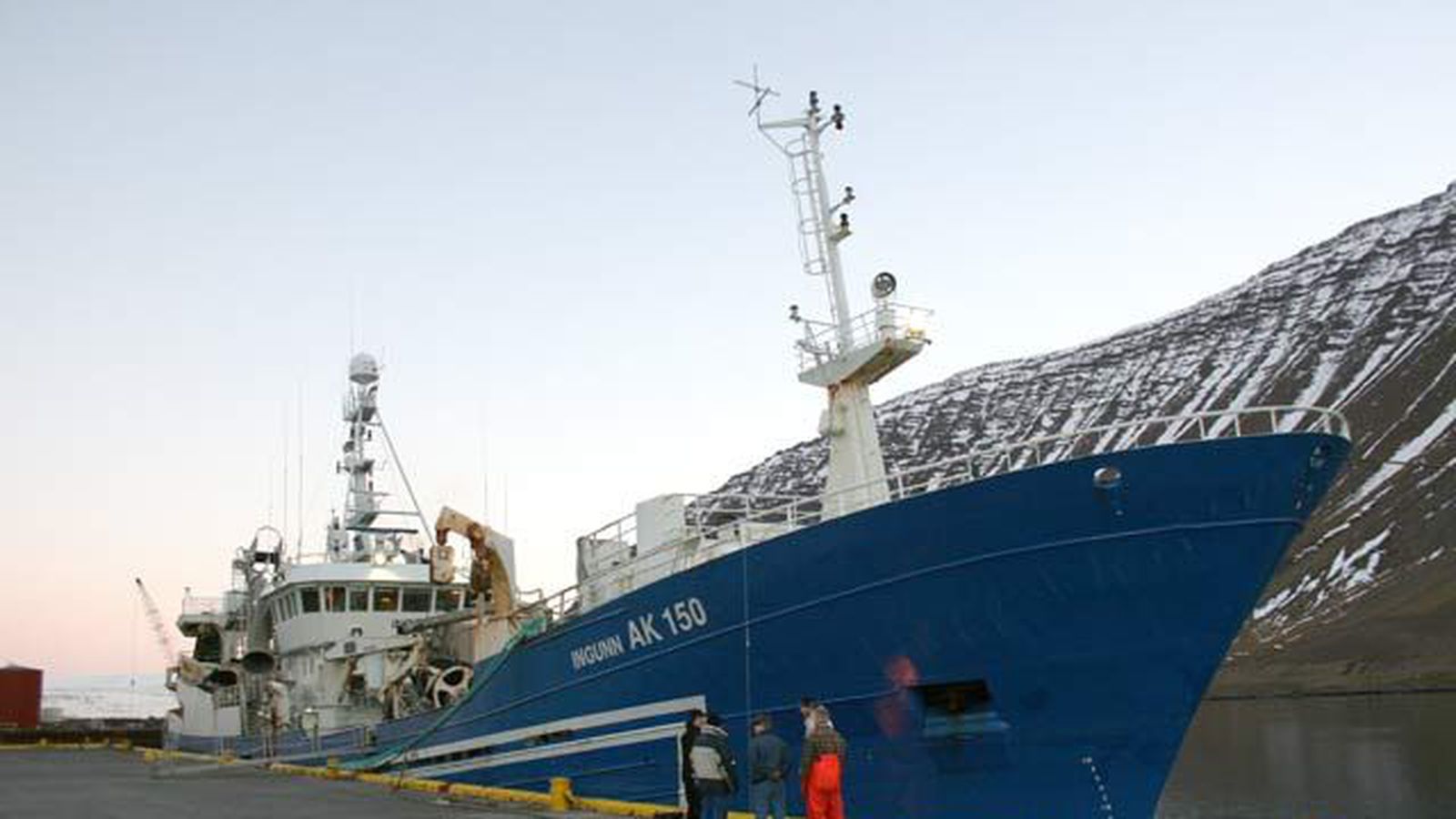 Ingunn AK á leið í land með fyrstu loðnuna á vertíðinni - Vísir