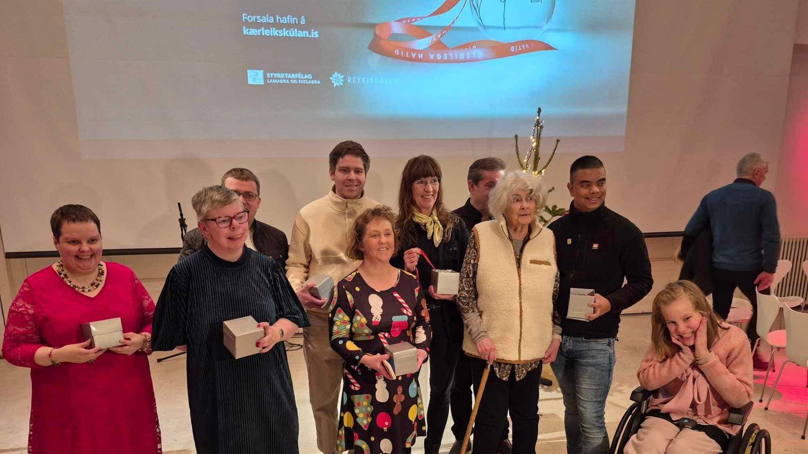 Með okkar augum fengu Kærleikskúluna - Vísir