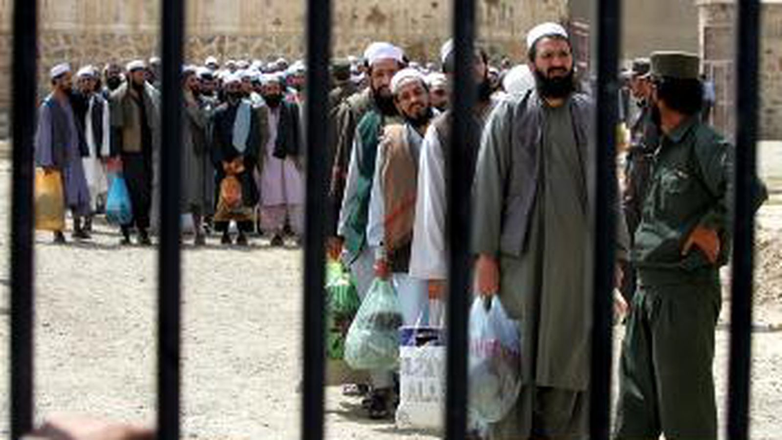 21 talíbani felldur - Vísir