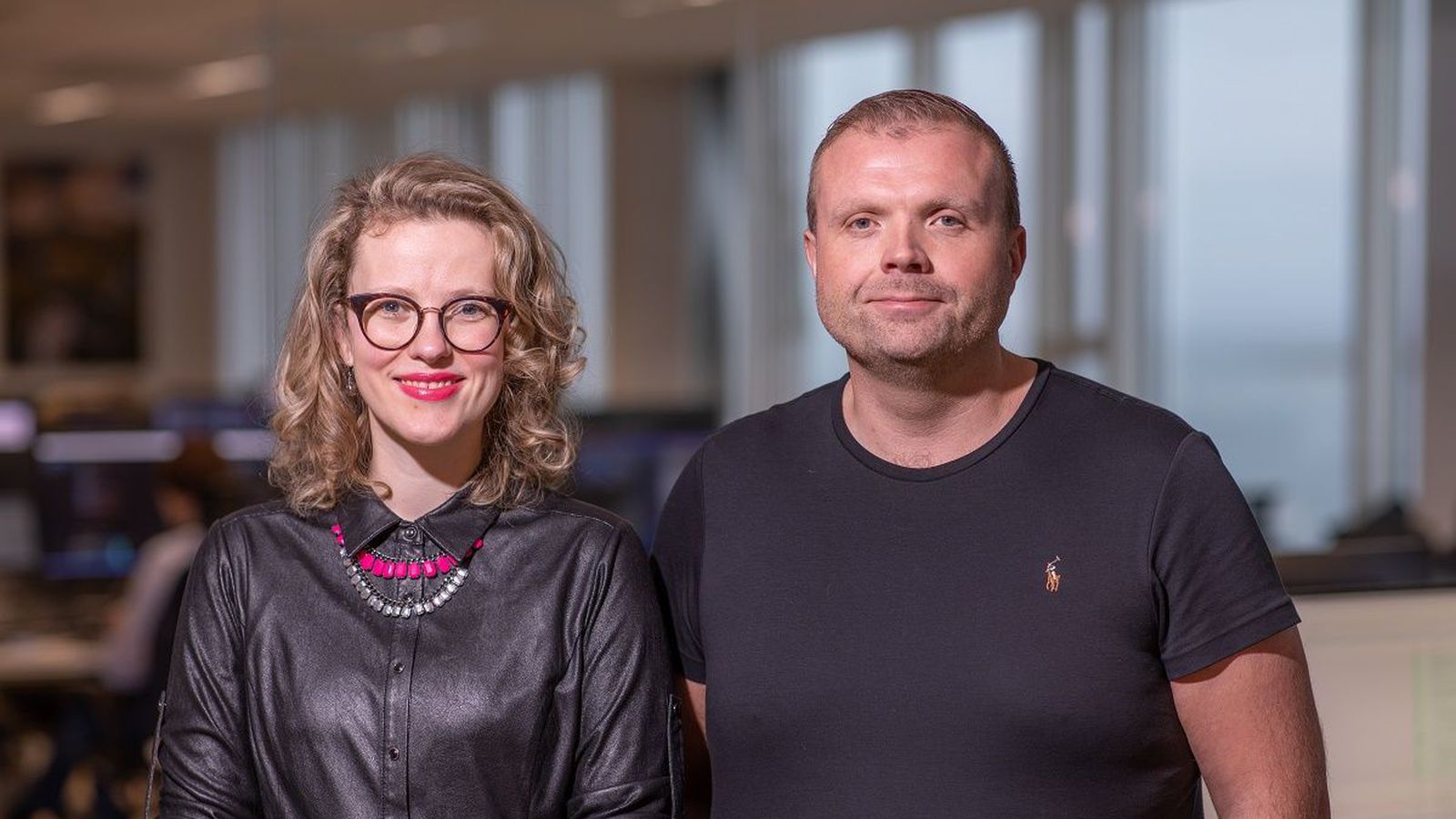 Helgi og Helga í gervi­greindar­teymi Tra­vels­hift - Vísir