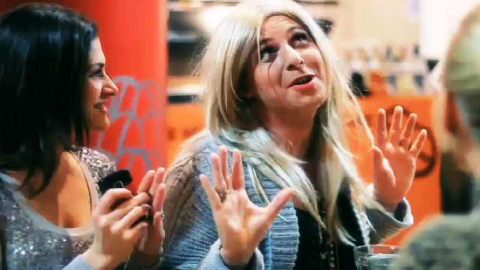 Steindi frumsýnir fyrirsætuna Særúnu Ósk - Vísir