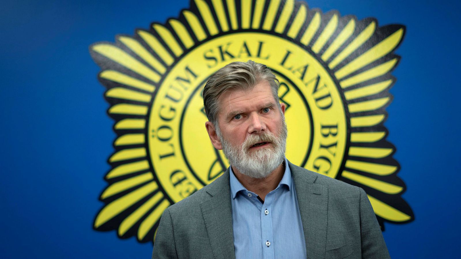 Kennari og starfsmenn skóla kærðir fyrir innilokun barns - Vísir