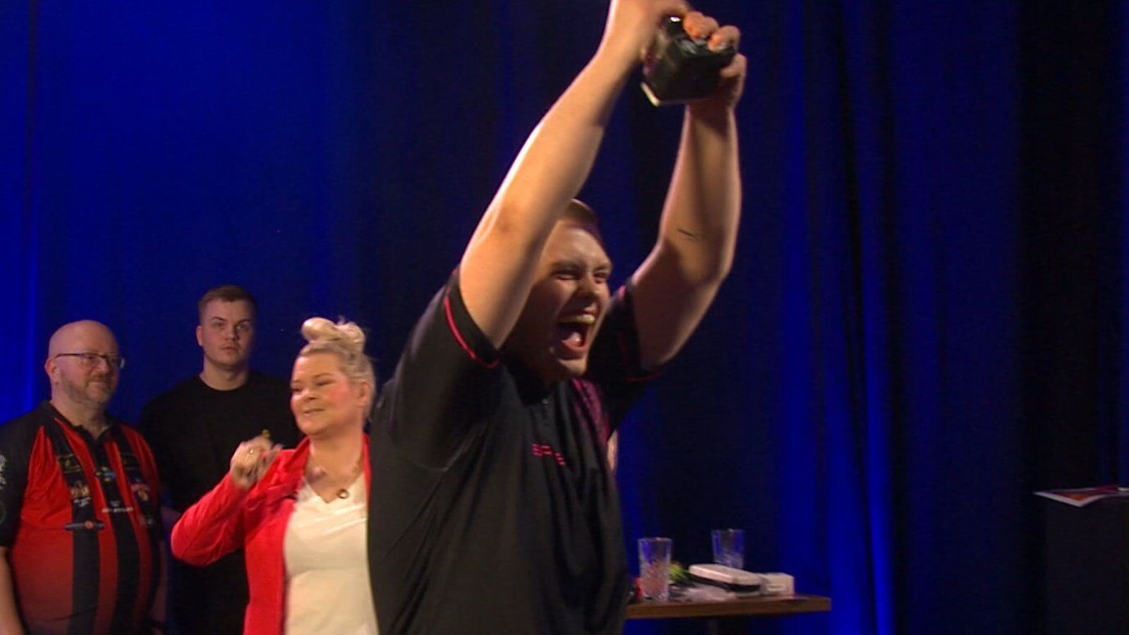 Alexander vann úrvalsdeildina: „Ég stefni á Ally Pally! Ég er ekki ...