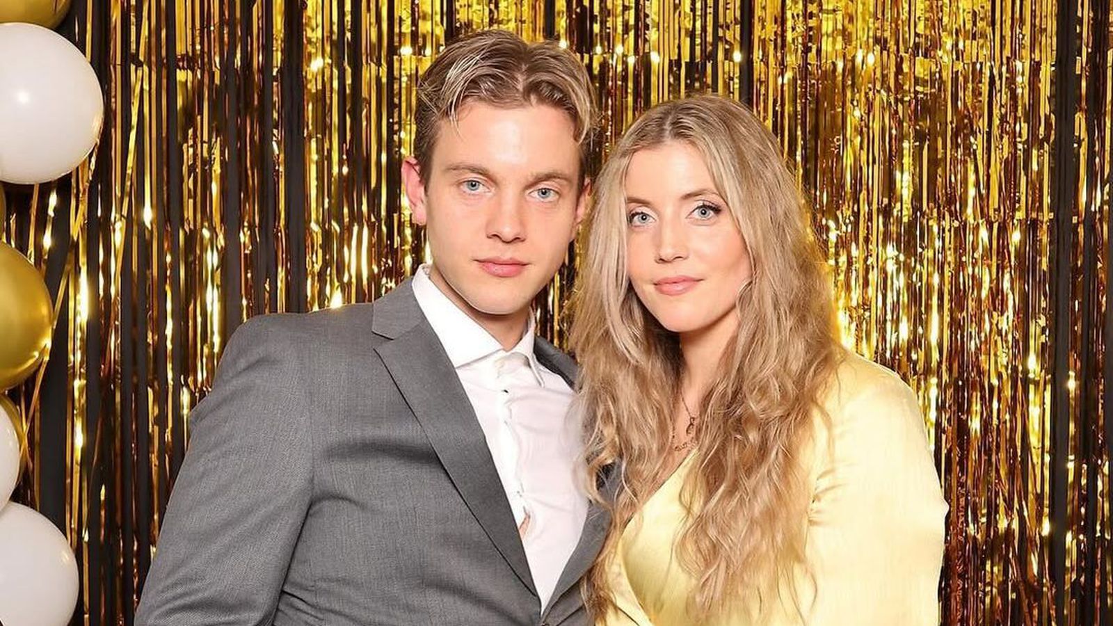 Joey Christ og Alma selja í­búðina - Vísir