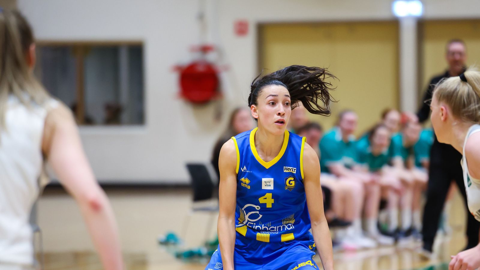 „Leið eins og jörðin myndi brotna og taka okkur“ - Vísir