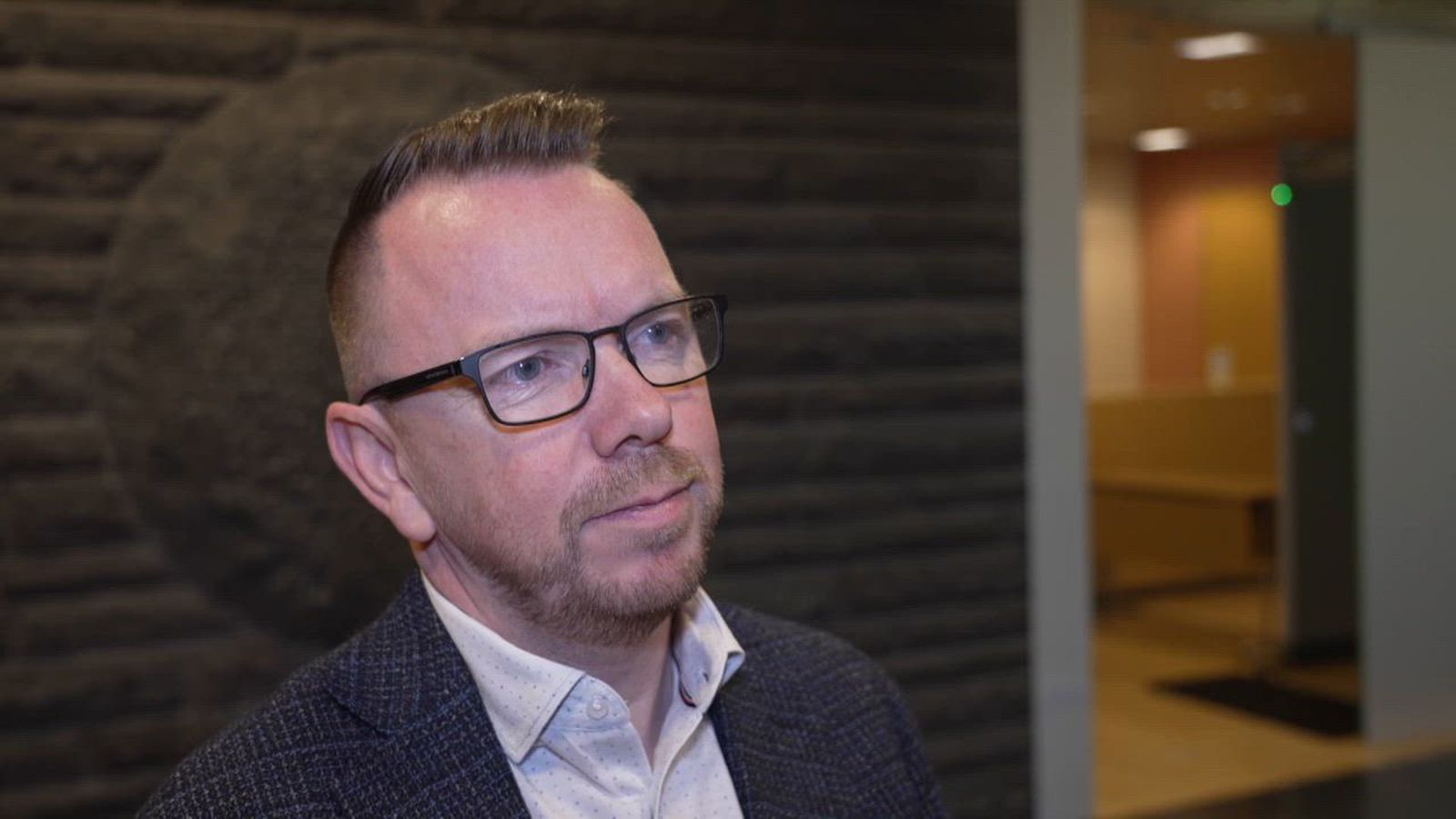 Hefur engar áhyggjur af fyrri árekstrum - Sjónvarp - Vísir