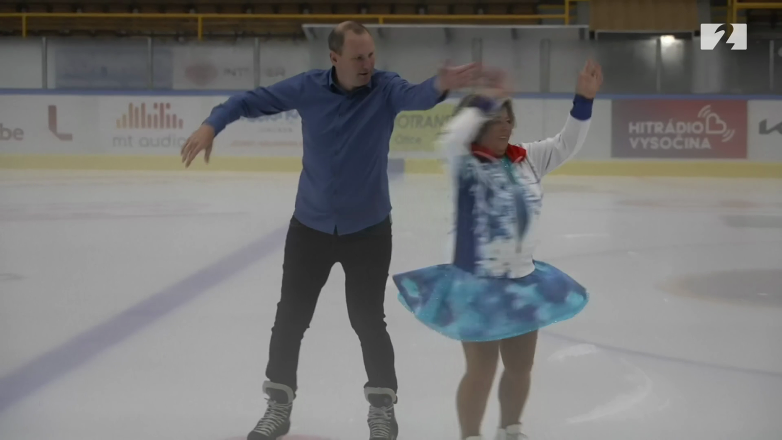 Hefur keppt í skautadansi í sjötíu ár - Sjónvarp - Vísir