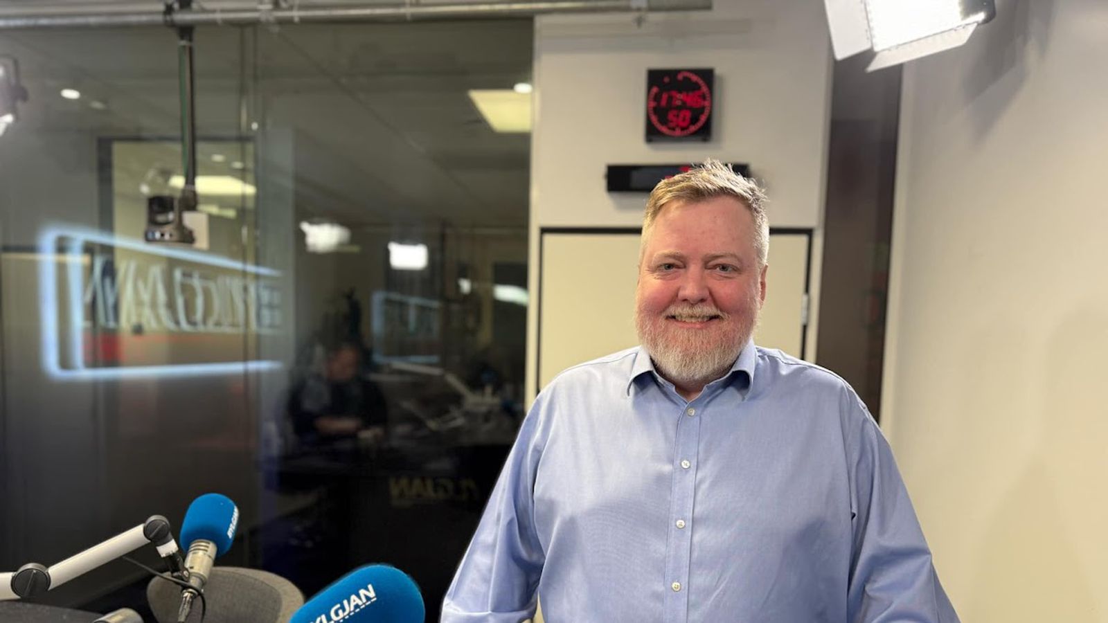 Segir ESB vera hnignunarbandalag sem brjóti EES samninginn - Útvarp - Vísir