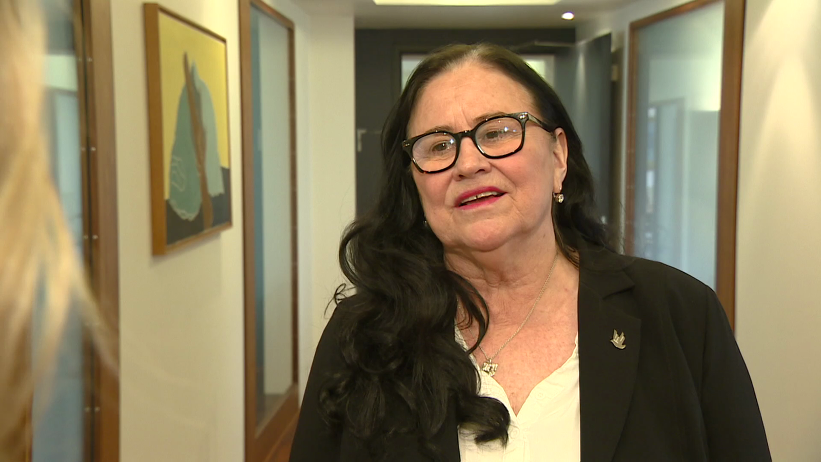 Inga fór grátandi af fundi - Sjónvarp - Vísir