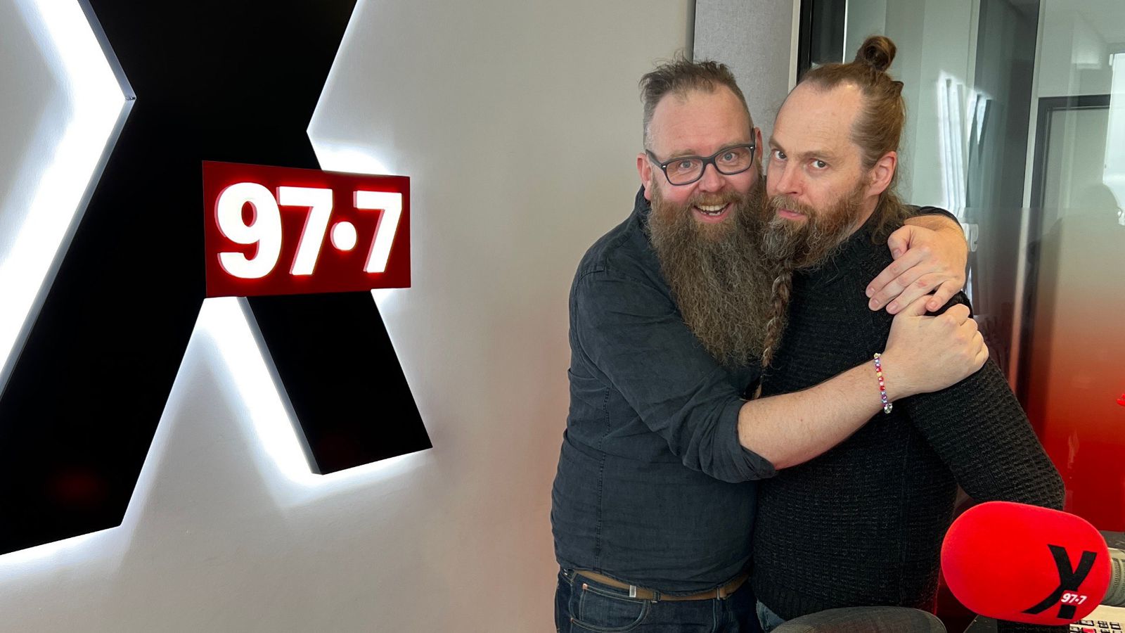 Skálmöld yfirtekur Raufarhöfn - Útvarp - Vísir