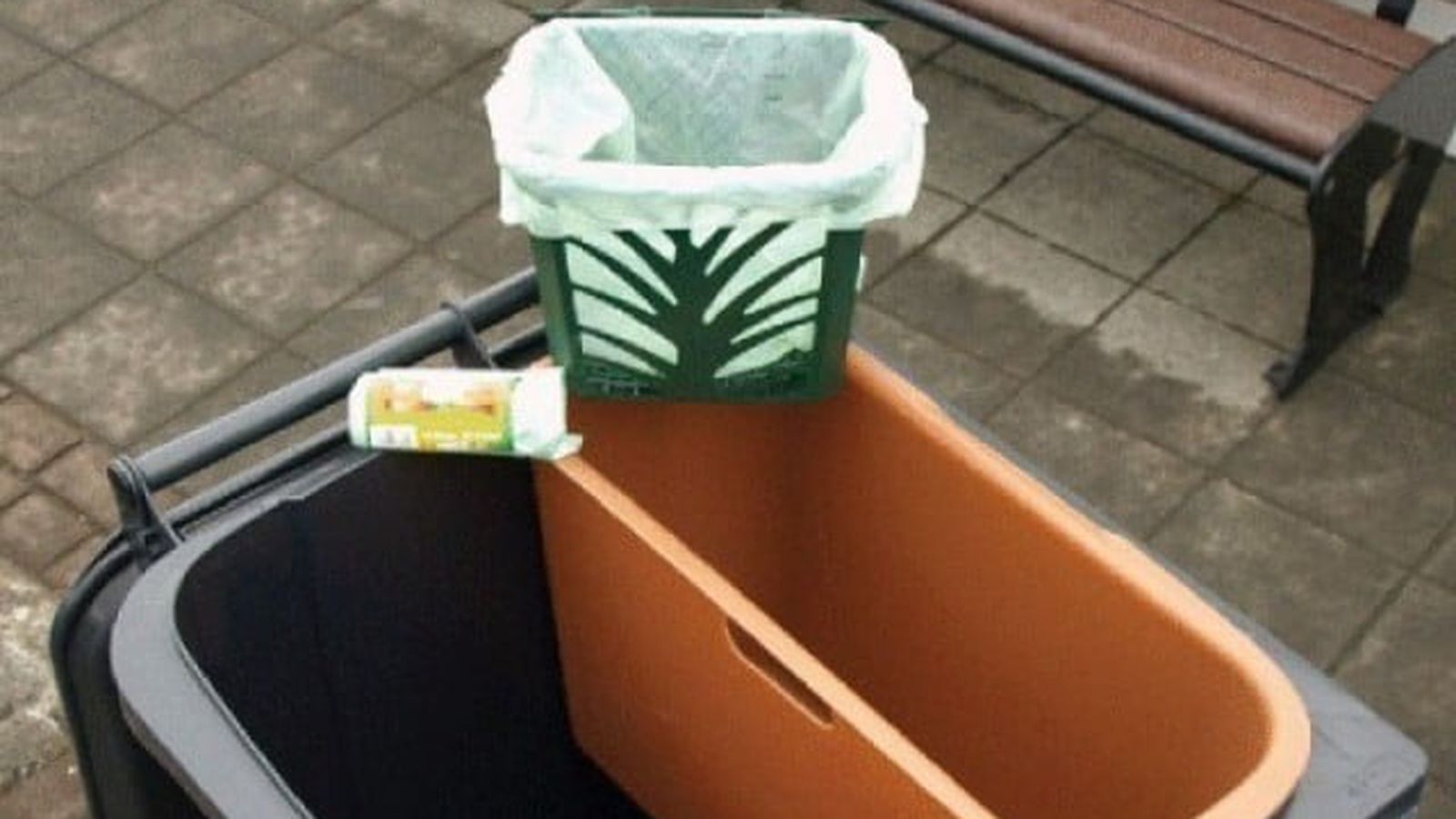 Sorpa lætur heimili flokka lífrænt sorp - Útvarp - Vísir