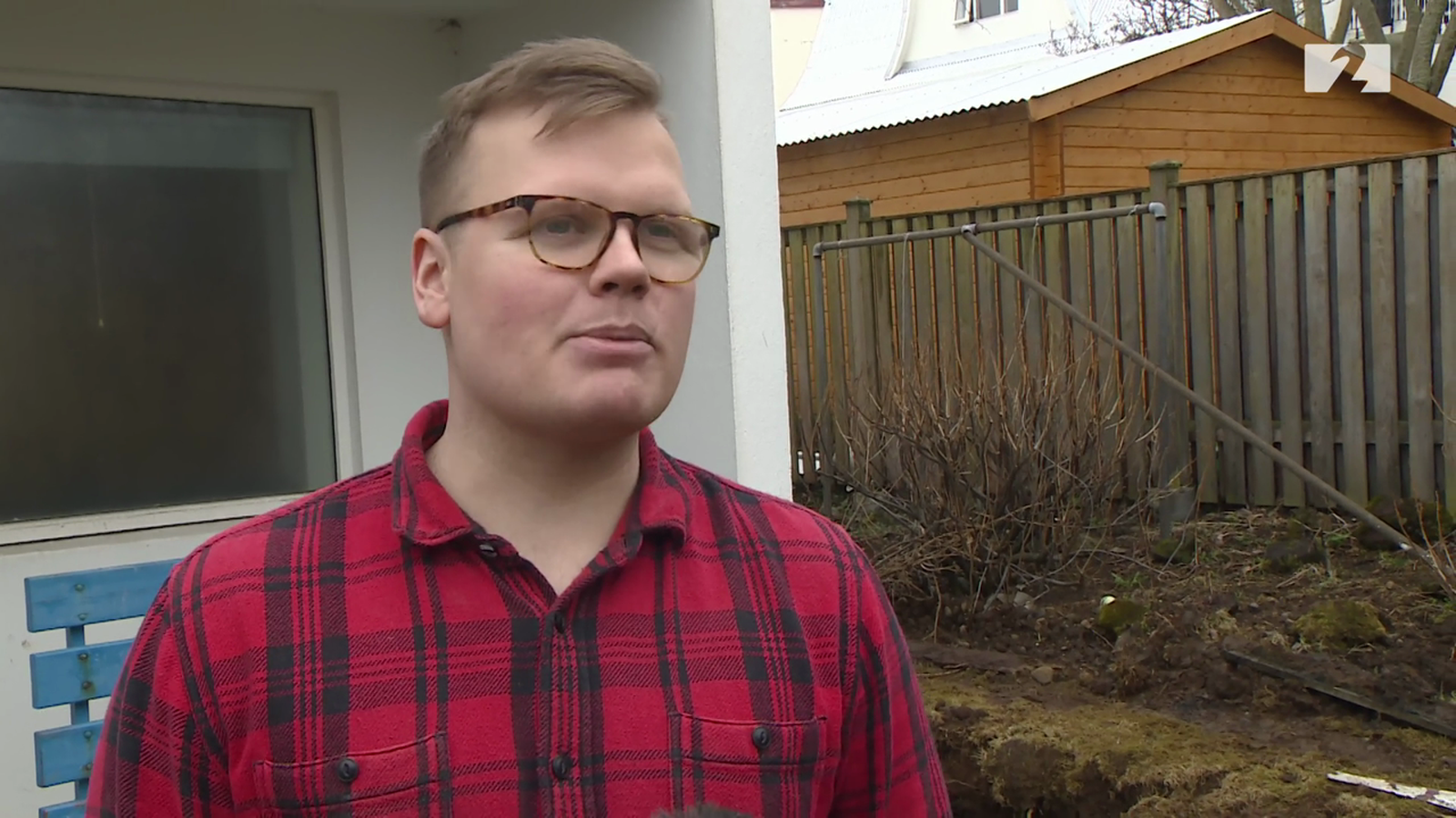 Gömul byssa kom upp með síðustu skóflunni - Sjónvarp - Vísir