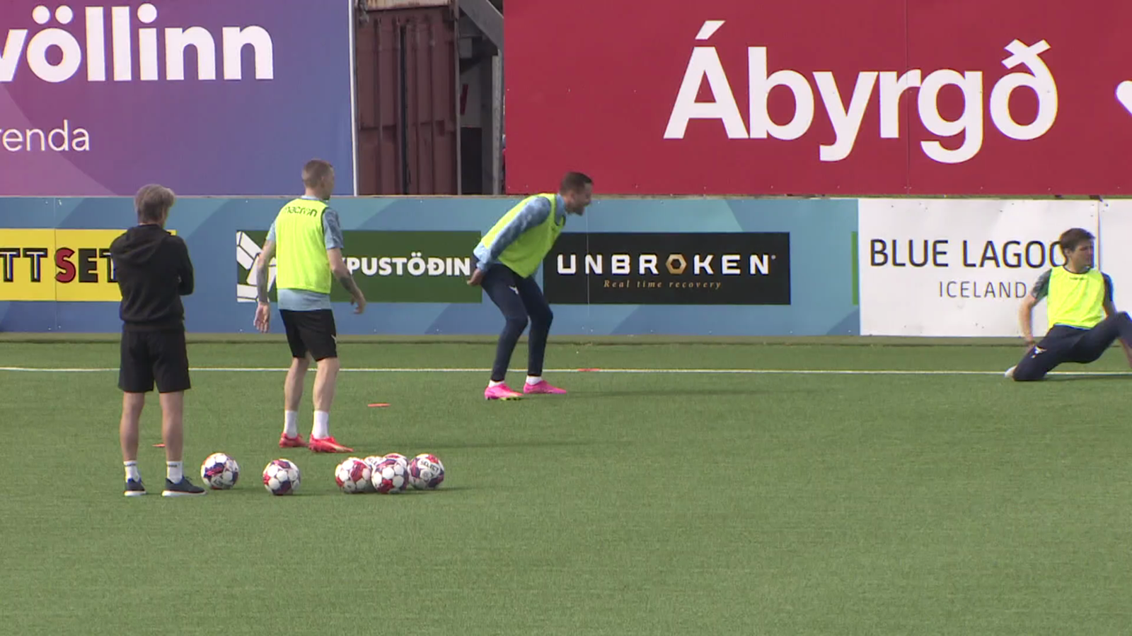 Gylfi Sig á æfingu með Val - Sjónvarp - Vísir