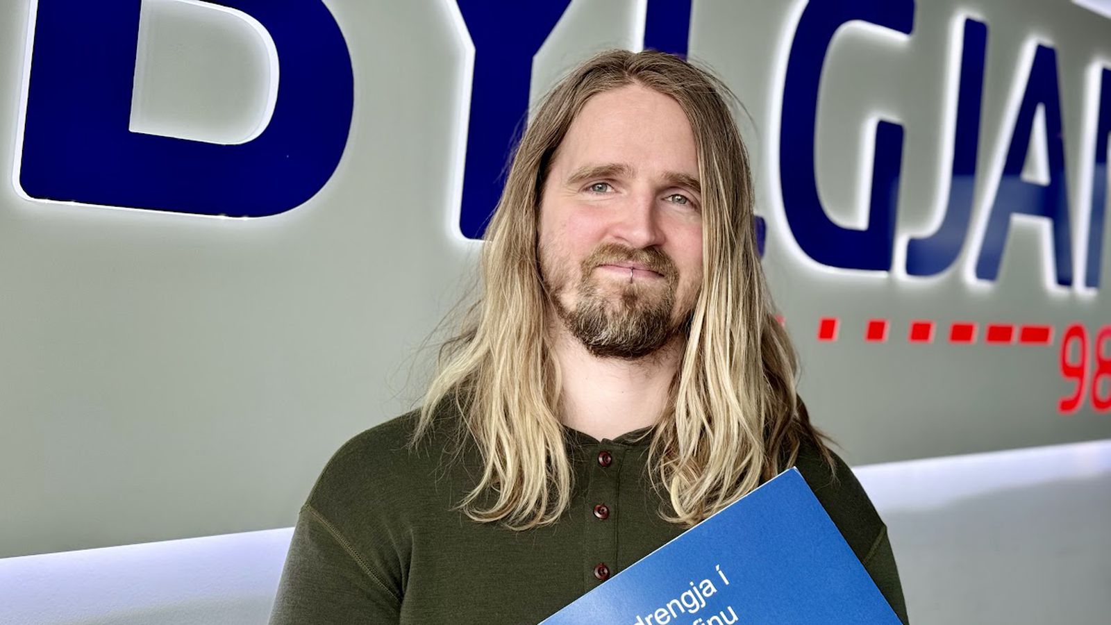 Segir mikilvægt að ná að kveikja innri neista ungra barna fyrir lestri ...