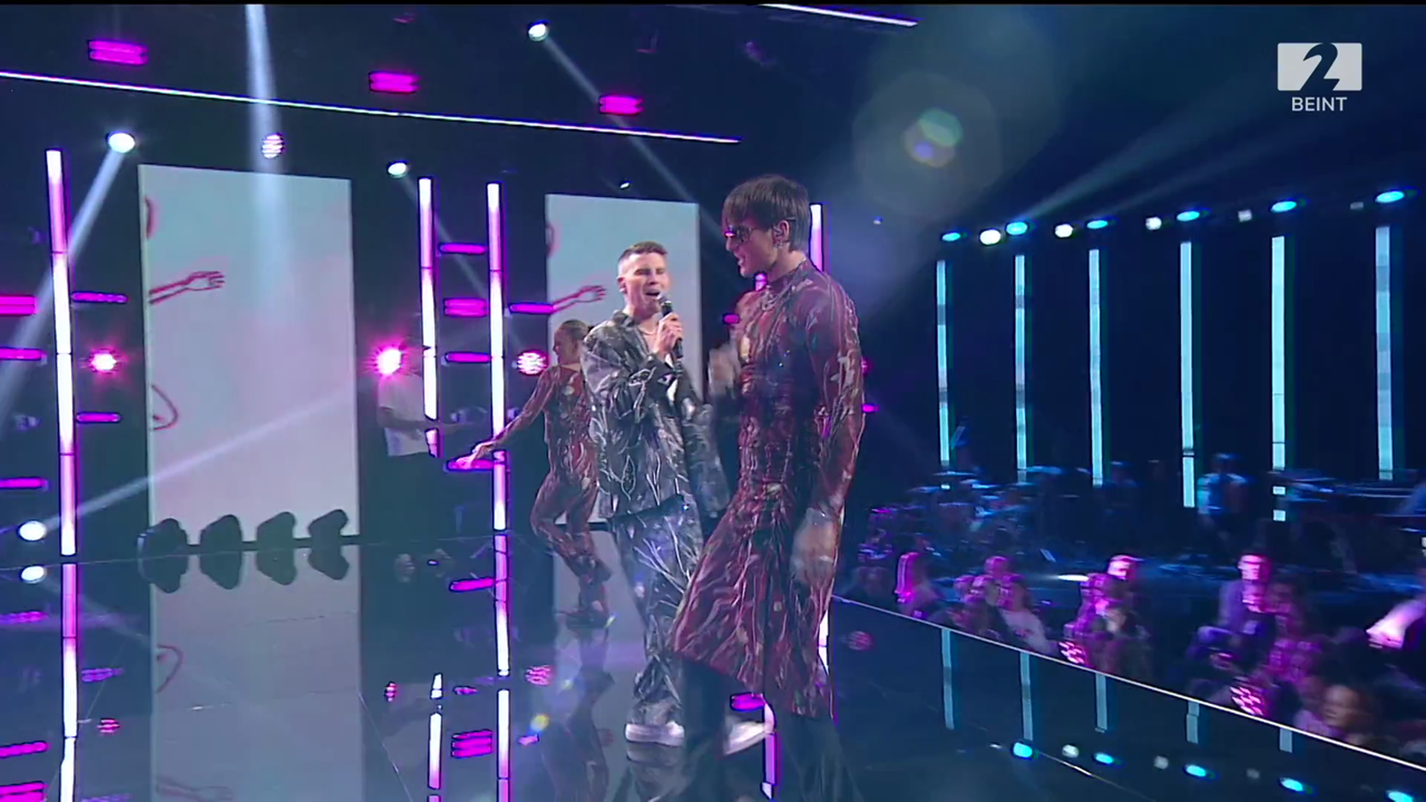 Júlí Heiðar og Prettyboitjokko - Heim - Sjónvarp - Vísir