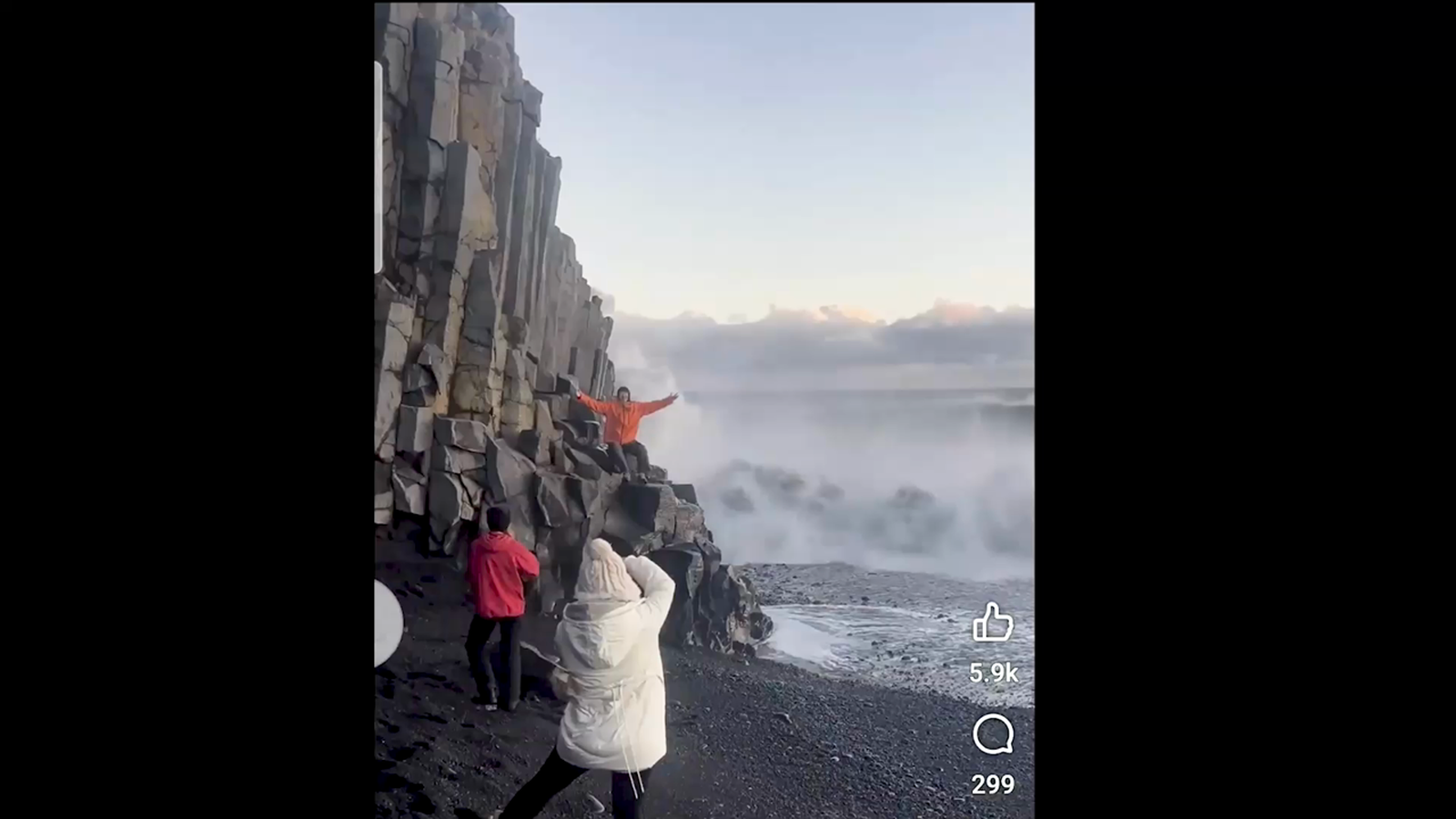 Alda skellur á kínverskum ferðamanni - Sjónvarp - Vísir