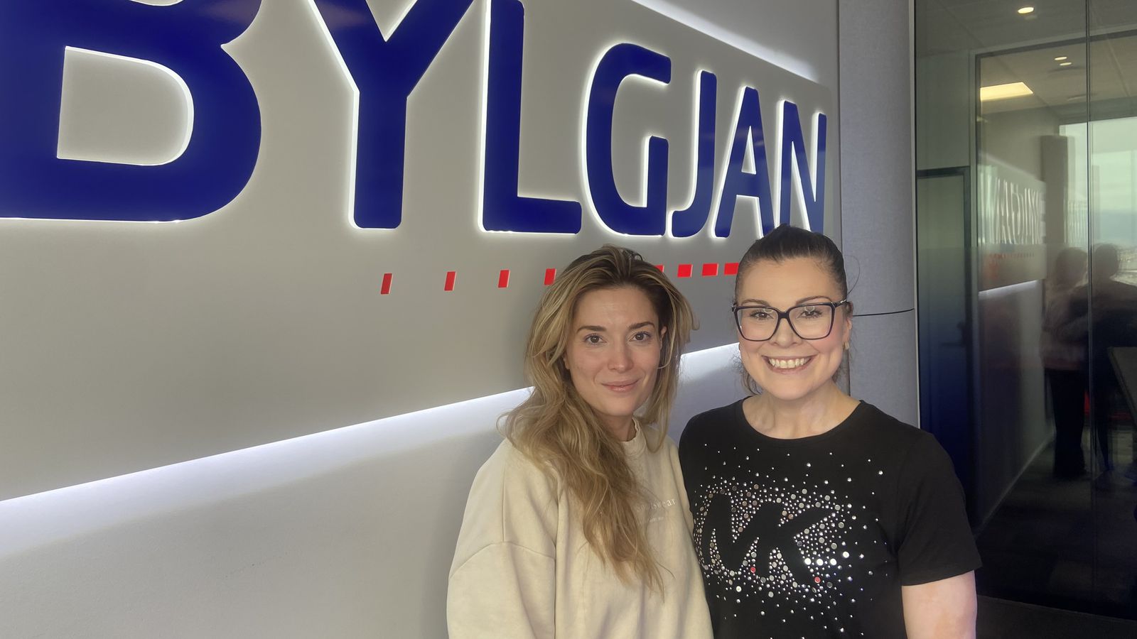 Erna Hrönn eða Erna Hrund? Nafnaruglið getur verið skemmtilegt - Útvarp ...