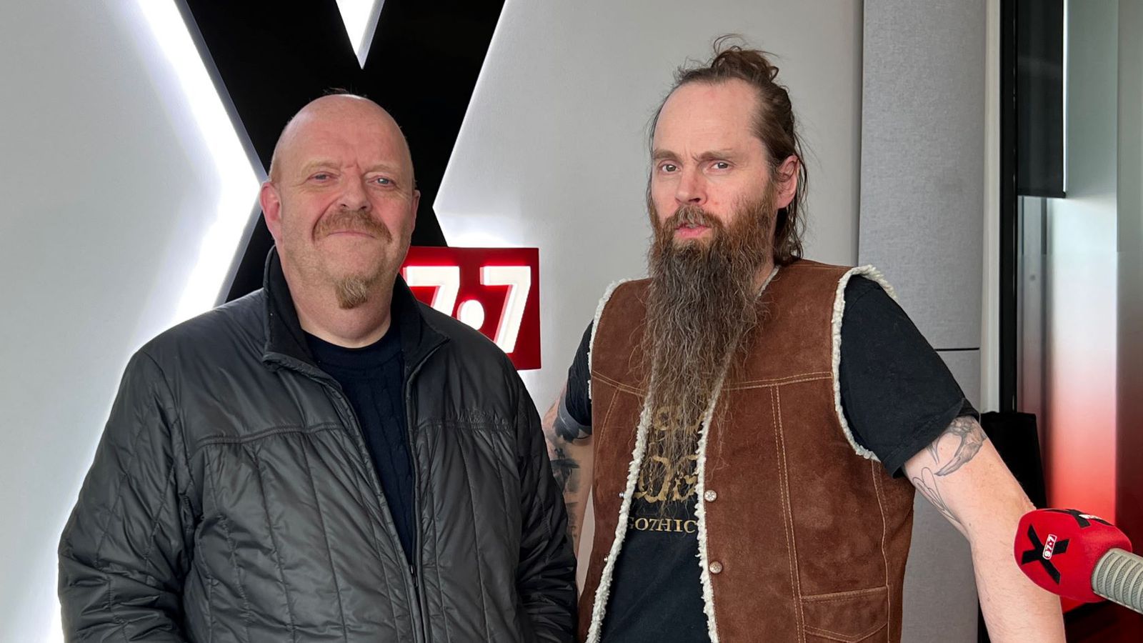 Dr. Gunni óskar eftir auðmönnum - Útvarp - Vísir