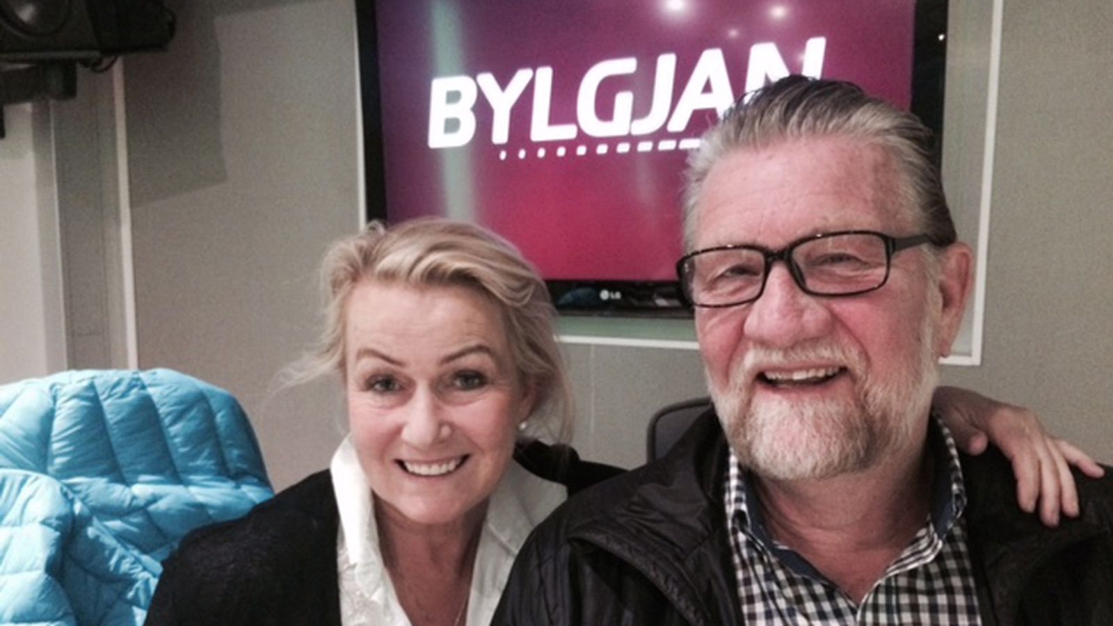 Bítið - Jónína Ben hefur verið í stríði við DV, en vill núna fá ...