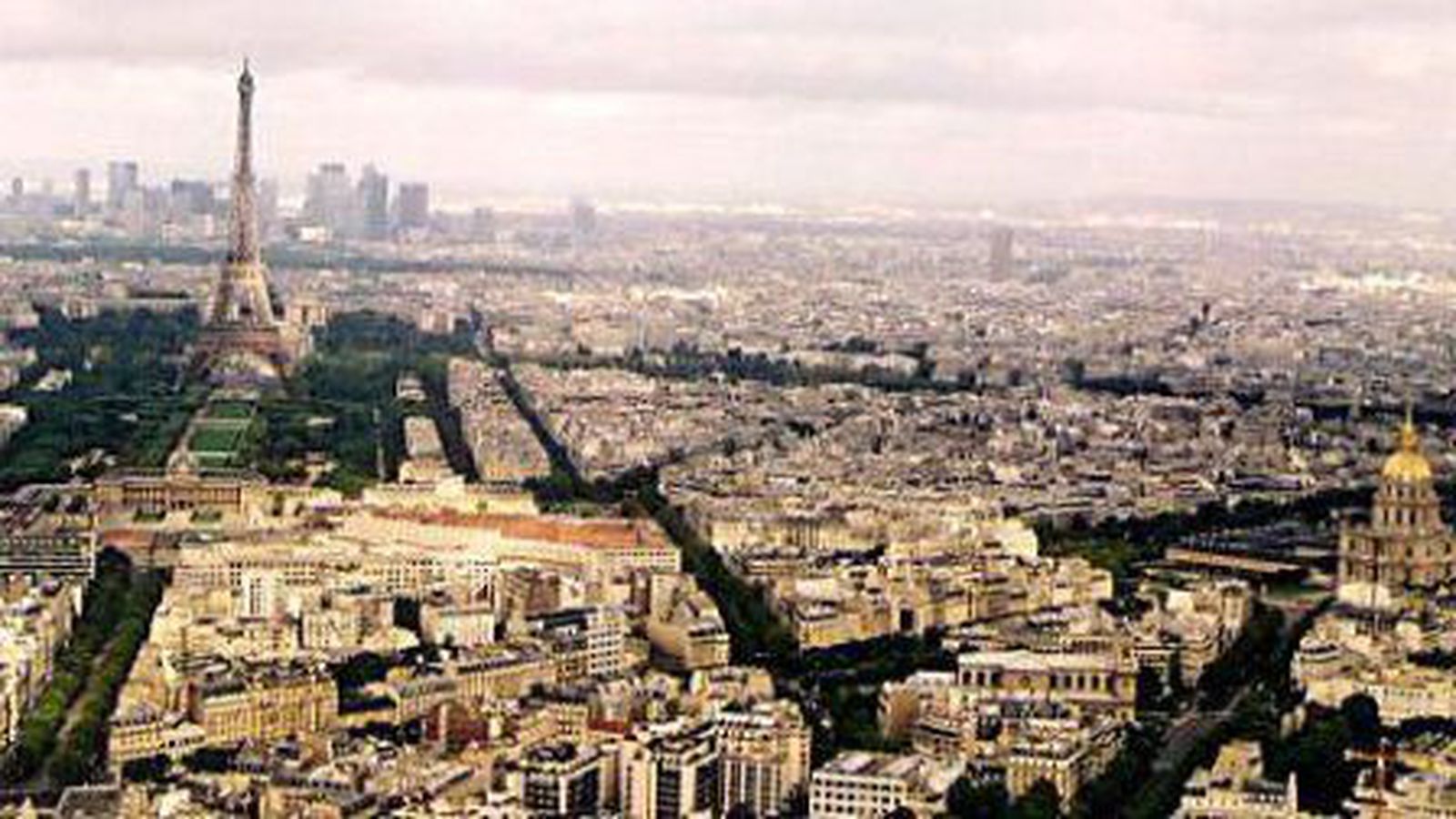 RS - Eva Gunnarsdóttir eigandi Lemon í París ræðir stemminguna. - Útvarp - Vísir