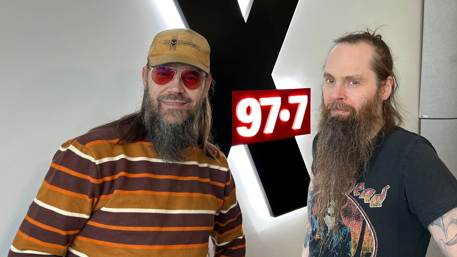 Flosi Þorgeirsson fagnar útgáfu sólóplötu sinnar - Útvarp - Vísir