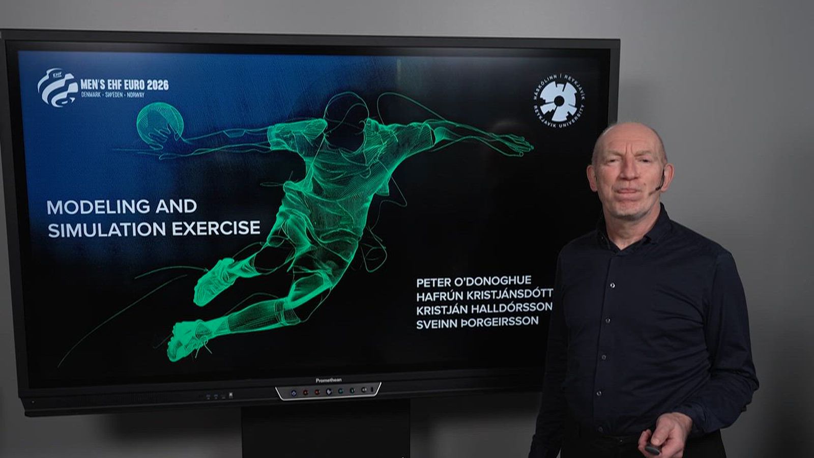 Spálíkan spáir fyrir gengi Íslands á EM í handbolta - Sjónvarp - Vísir